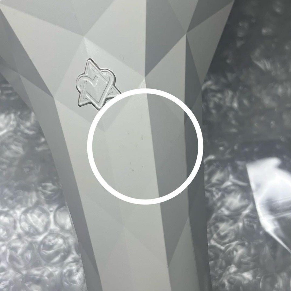 ASTRO Official Pen Light Stick Robong Version 1 ＆ 2 KPOP | eBay