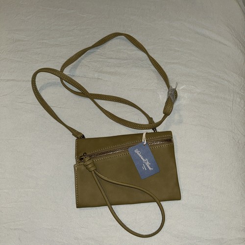Universal Thread Crossbody Wristlet Bag - Small Wallet Purse - Olive ...