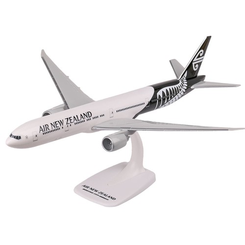 PPC Air New Zealand Boeing 777-300ER ZK-OKR Desk Display 1/200 Model AV ...