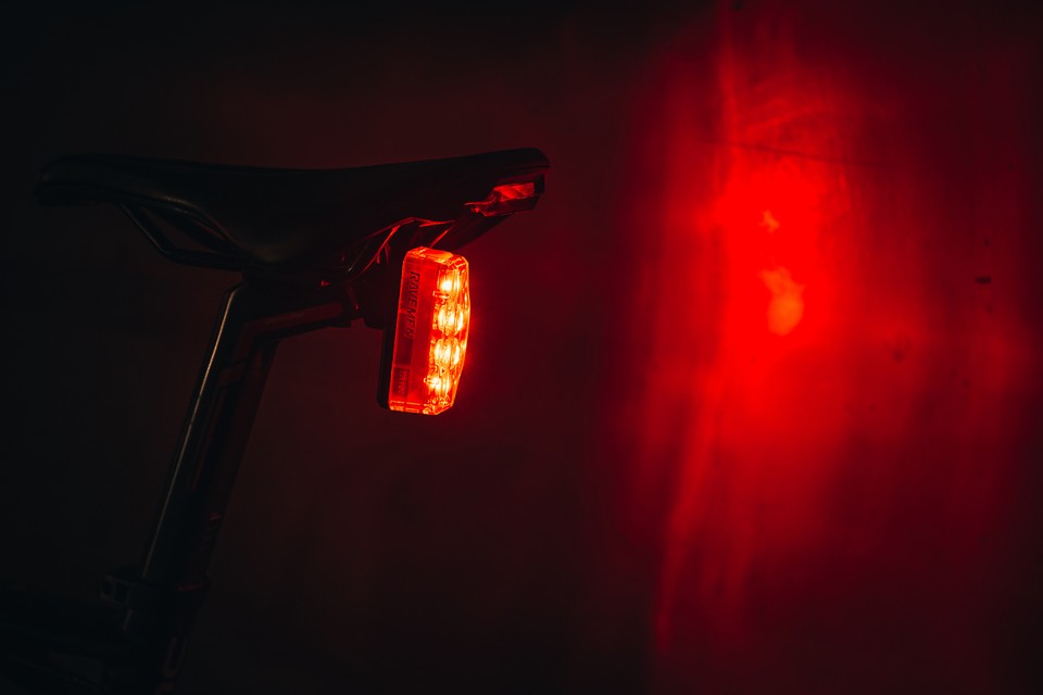 RAVEMEN TR250+ABM07 Bike Rear Light Waterproof Bicycle Tail Light ...