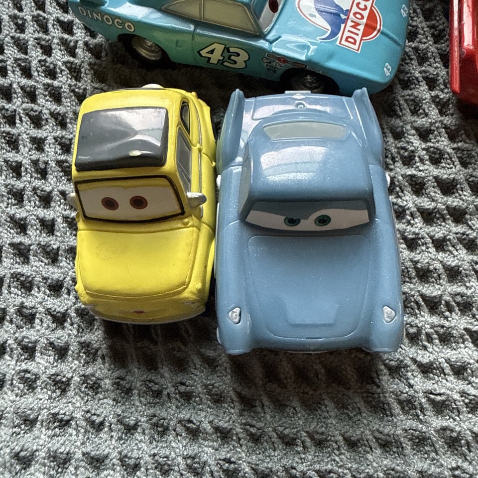 Disney Pixar Cars Lot Lightning McQueen, Dinoco King, Luigi, Doc Hudson ...