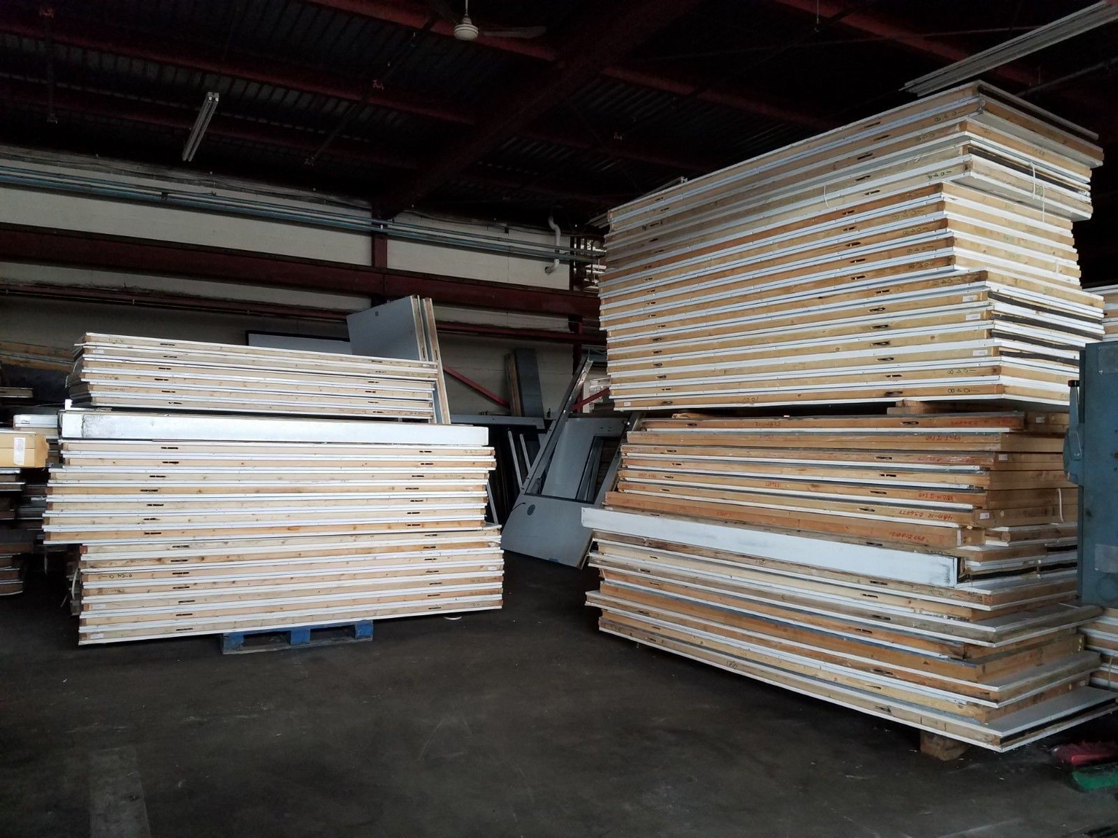 Walk-In Freezer 18'W x 20'D x 10'H Supermarket, Butcher, Bakery, Bar ...