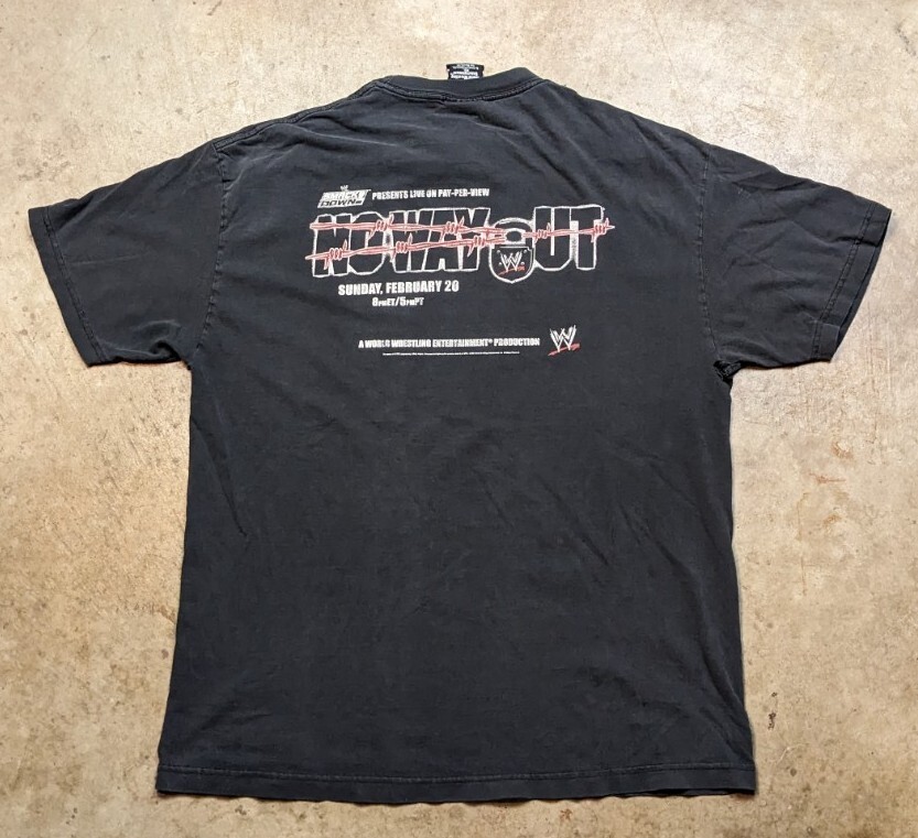 WWE Smackdown Vintage Y2K 2000s Wrestling PPV T-shirt… - Gem