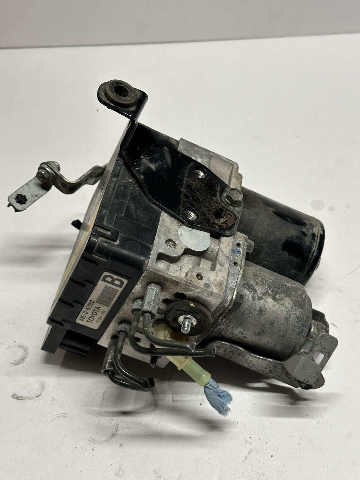 04 05 06 07 08 09 10 Toyota Prius ABS Module Pump Brake Anti Lock 44510 ...