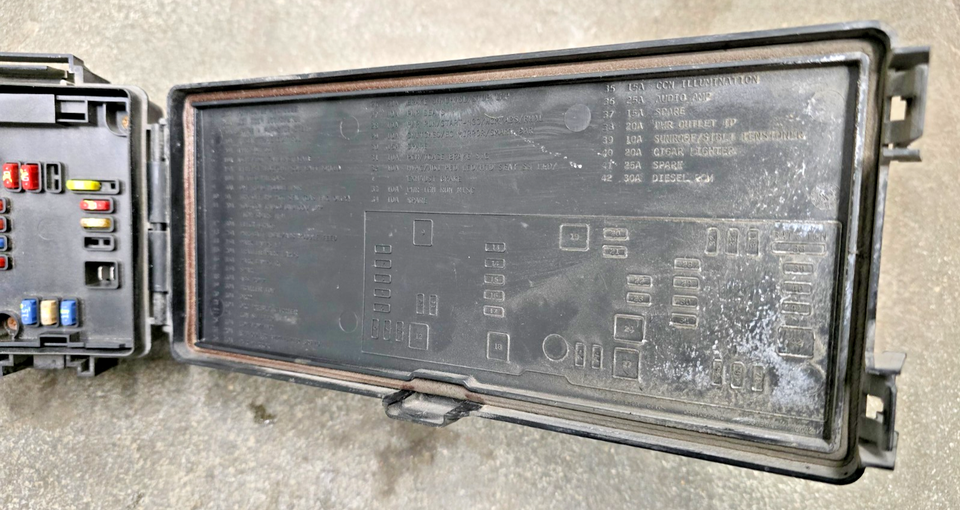 2006 06 Dodge Ram TIPM Totally Integrated Power Module Fuse Box ...