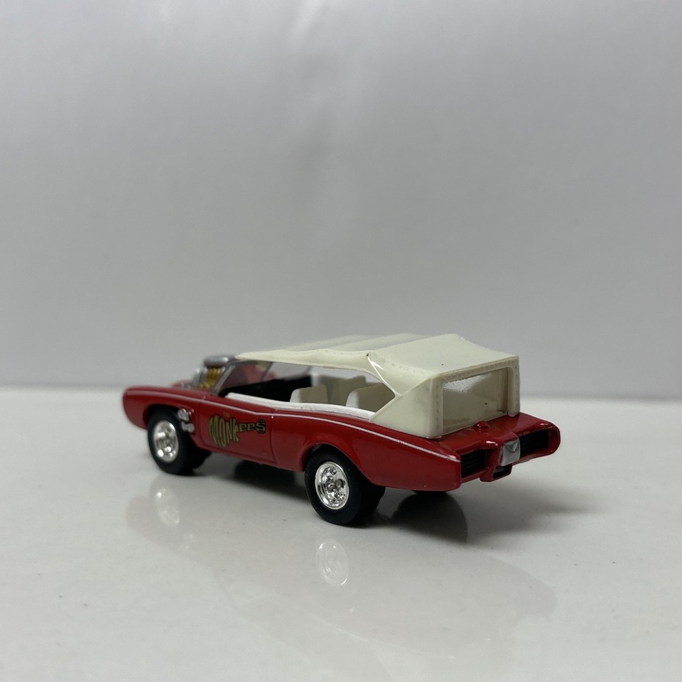 1966 66 Pontiac GTO Monkeemobile Collectible 1/64 Scale Diecast Diorama ...
