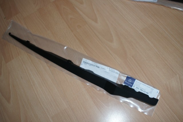 NEU MERCEDES-BENZ C W205 LINKS SCHIEBER DACHABDECKUNG A2057820300 ...