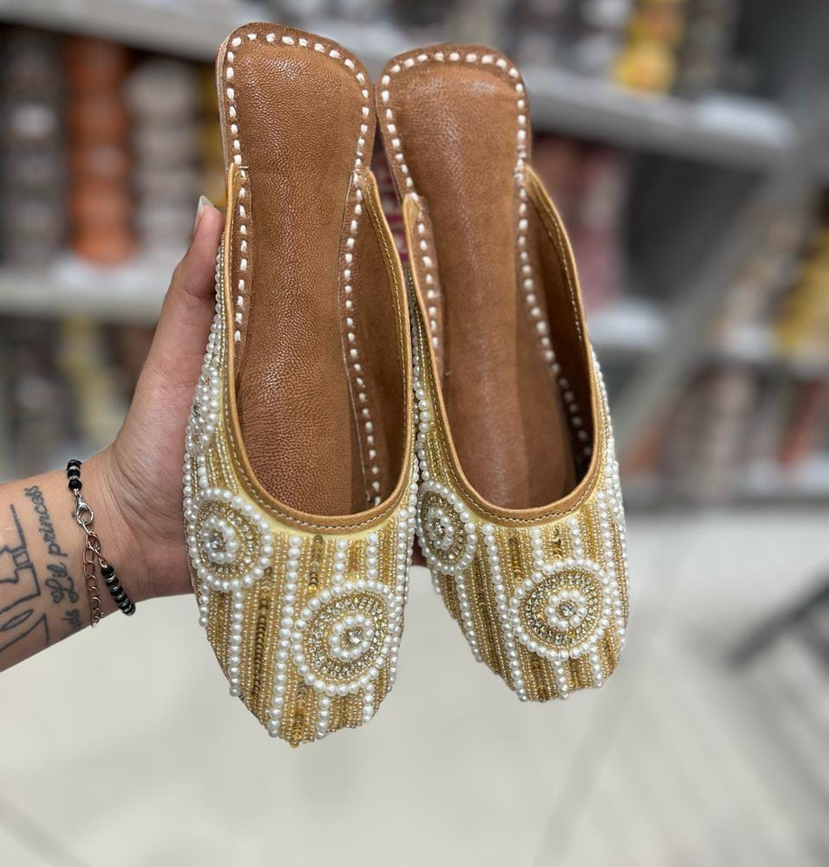 Women punjabi back open mules with embroidery, motifs Yellow Fashion UK ...