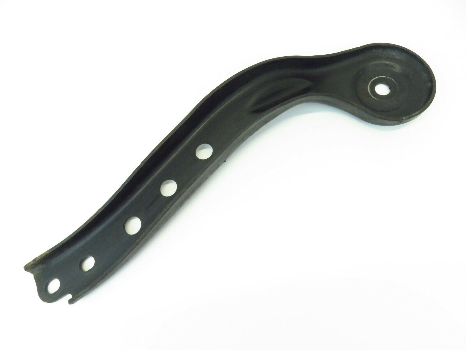 2010-2014 Subaru Legacy Passenger Rear Subframe Bracket Trailing Arm RH ...