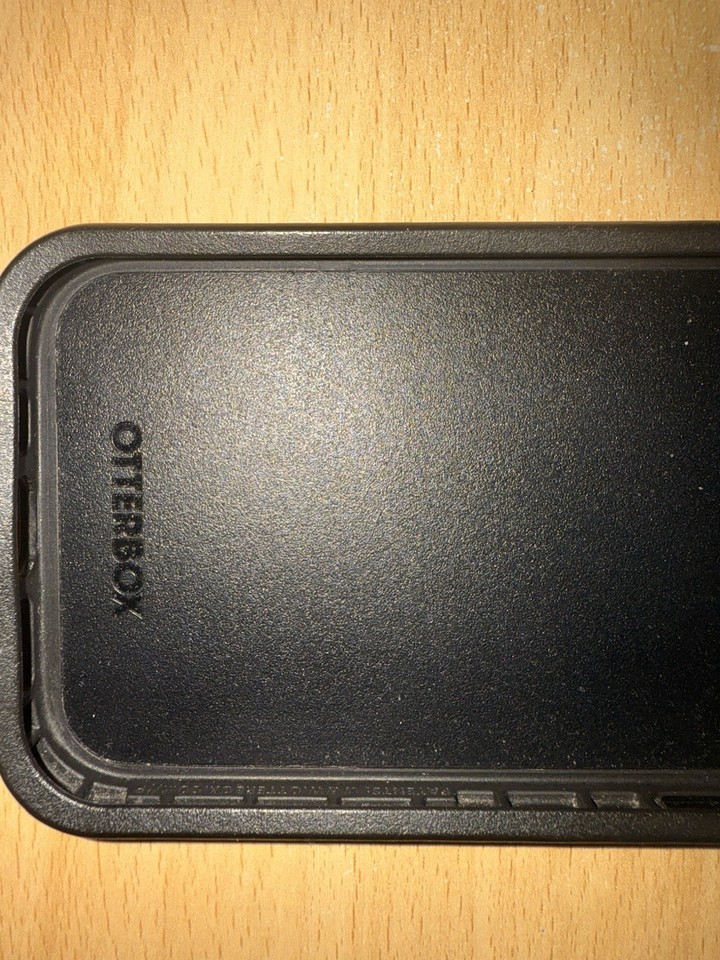 2 X iPhone 12 Pro Cases. One Otterbox One Generic. Black And Pink | eBay UK