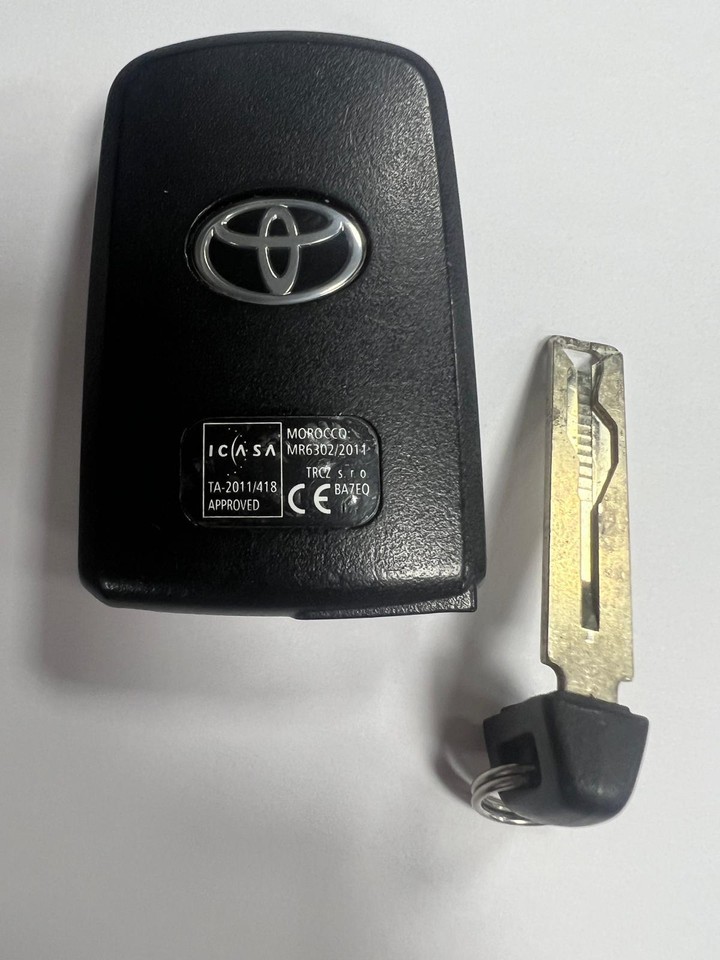 GENUINE TOYOTA 2 BUTTON REMOTE SMART KEY FOB TESTED TOKAI RIKA BA7EQ ...