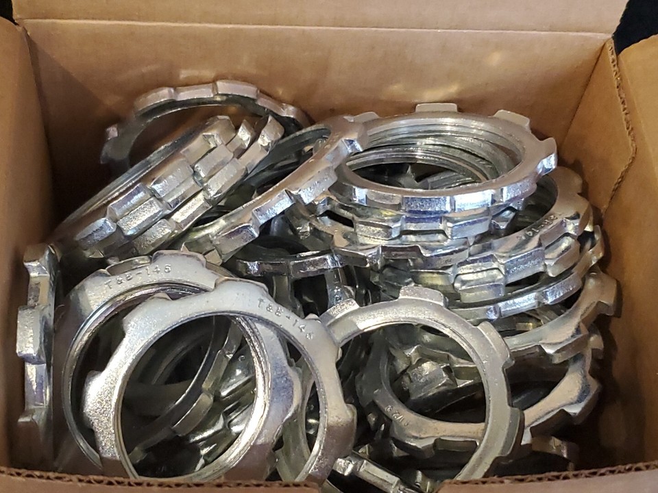 Lot of 50 145 Thomas & Betts Steel 1-1/2" Conduit Lock Nuts Locknut NEW ...