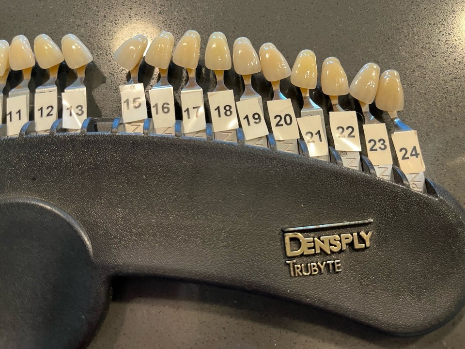 Portrait IPN Shade Conversion CHART DENTSPLY International Trubyte ...