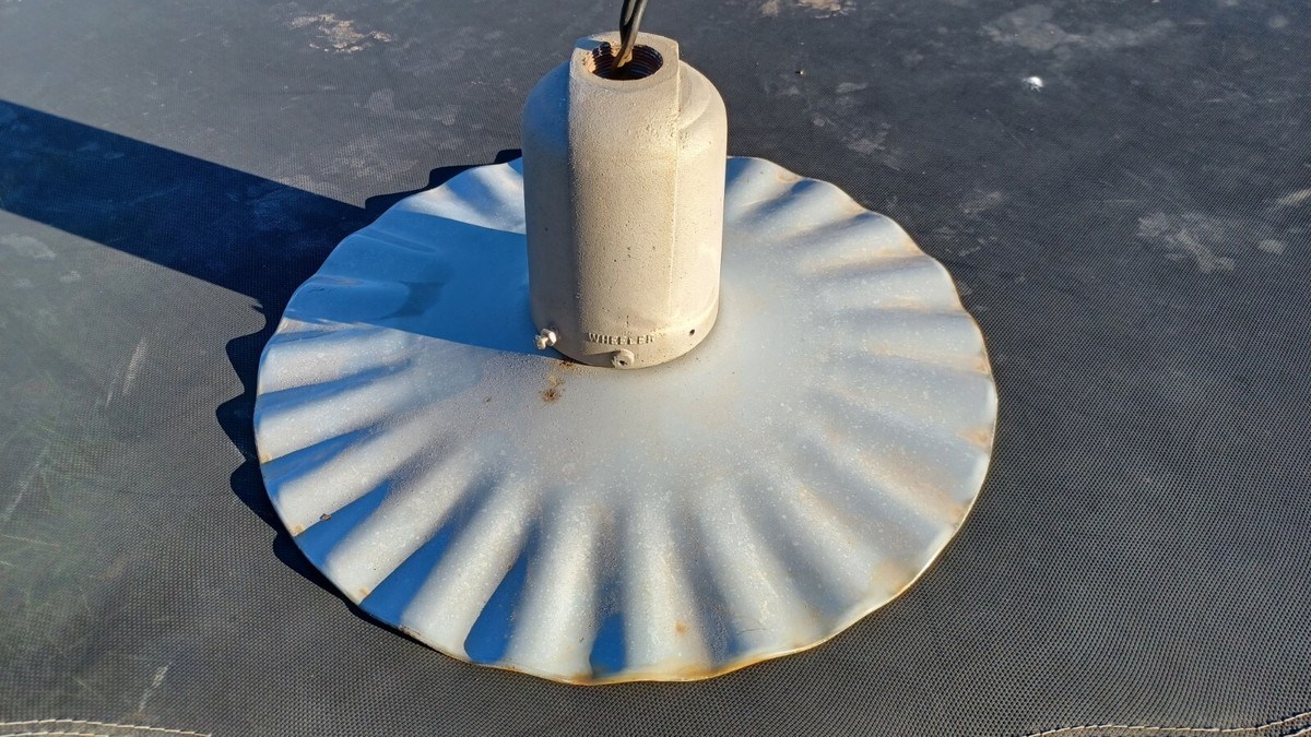 Antique Radial Wavelight