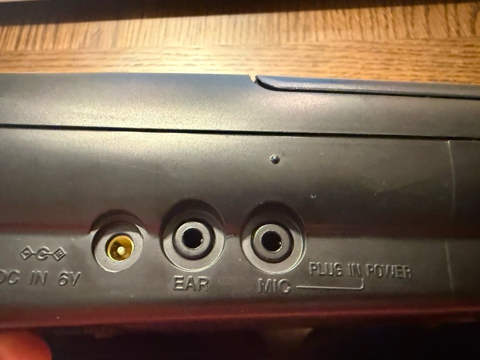 Sony Cassette Corder TCM-929 w/Power Adaptor w/carry handle TESTED ...