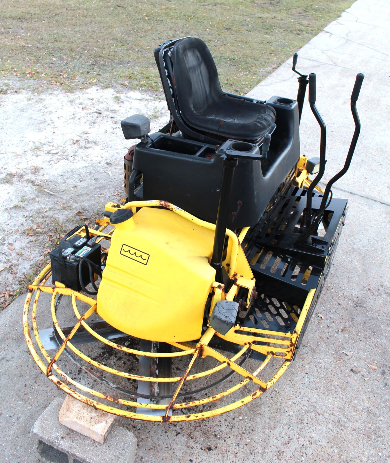 Wacker CRT48-31V Ride-On Power Trowel | eBay