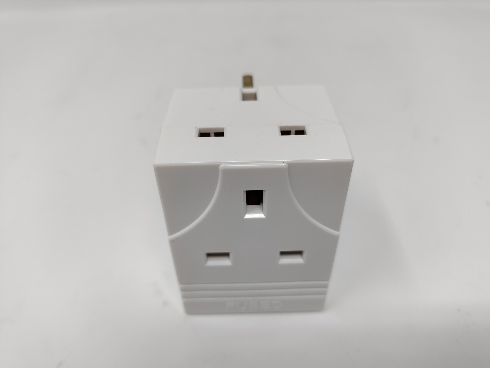 3 Way Fused Plug Socket Adaptor 3 Pin 13a Mains BS1363 Outlet 1, 2, 4 ...