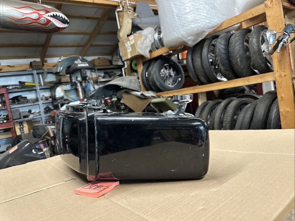 Harley Dyna Switch Back Saddlebag Left Switchback Hardware Complete ...