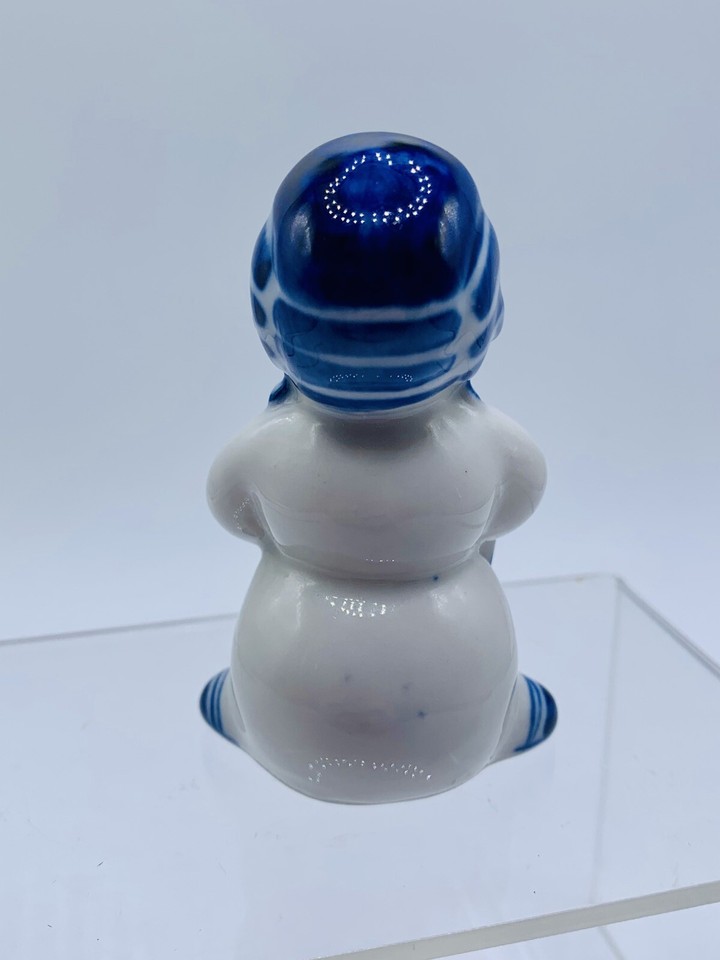 Gzhel Porcelain Snowman Figurine USSR Russian Moscow Hockey Izvestia ...