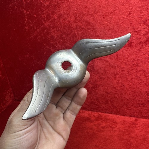 Barn Find OLD CHRYSLER 1920s WINGED RADIATOR CAP MOTOR METER | eBay