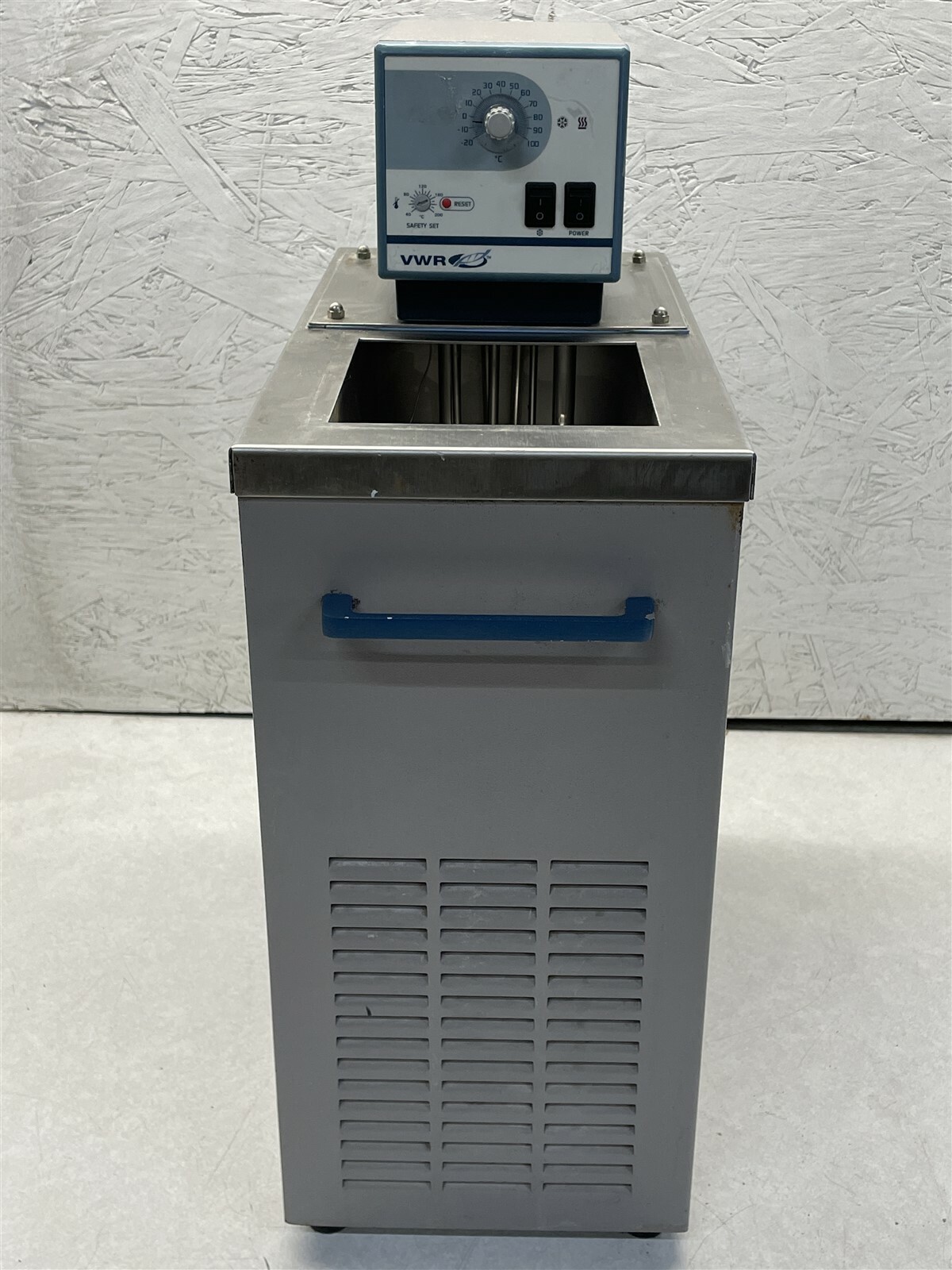 VWR 1162A DIGITAL HEATING/CHILLING RECIRCULATING WATER BATH AS-IS ...