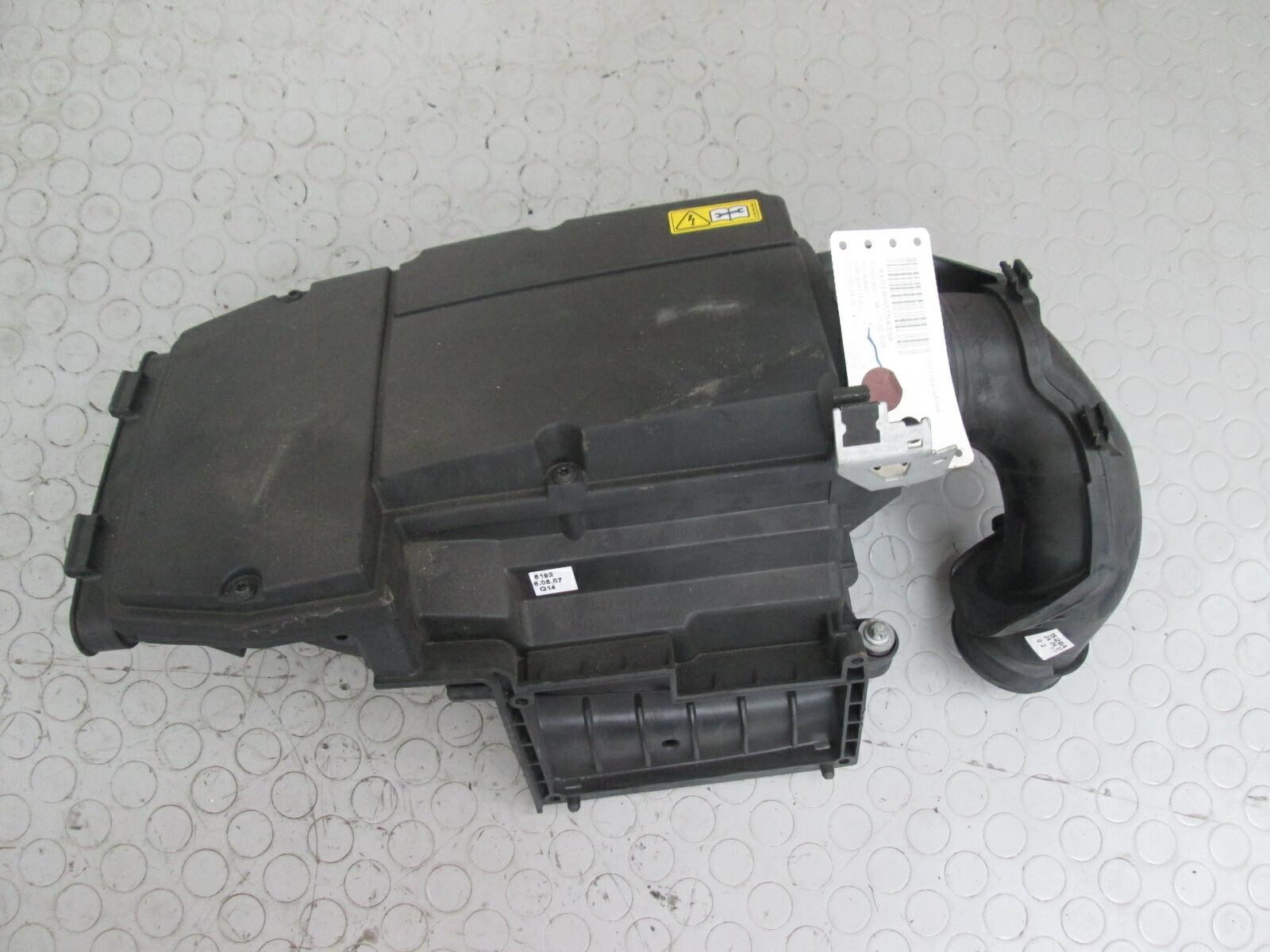 Mercedes-Benz M271 Luftfiltergehäuse A2710900901 | eBay.de