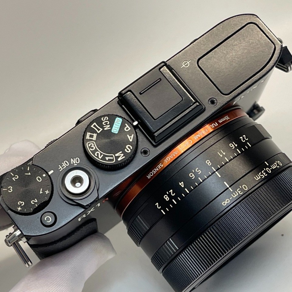 Sony Cyber-shot DSC-RX1R Digital Camera 24.3MP Dioptric Adjustment w ...