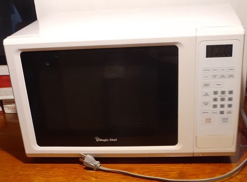 Magic Chef Microwave 1100 Watts Local Pick Up | eBay