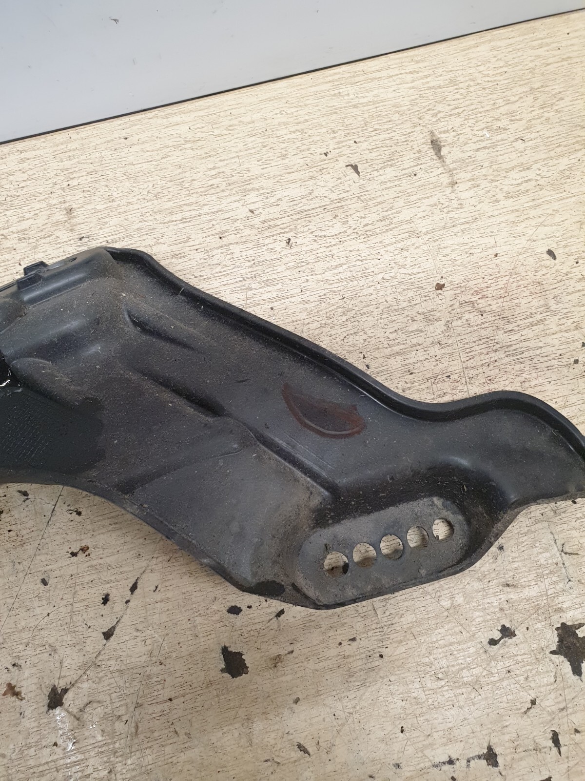 Peugeot 208 Front Right Fender Holder Bracket 9675143880 2017 for sale ...