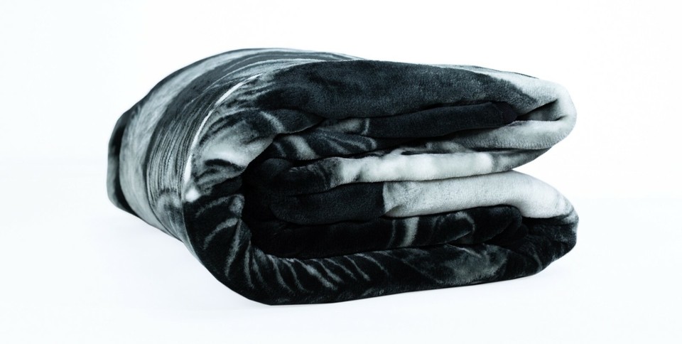 DGA Day of the Dead Homie Chicano Thick Queen Throw Blanket Fools ...