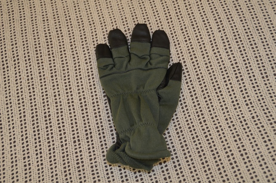 Military Intermediate Cold Flyer’s Gloves Size Mismatch NSN 8415-01-446 ...