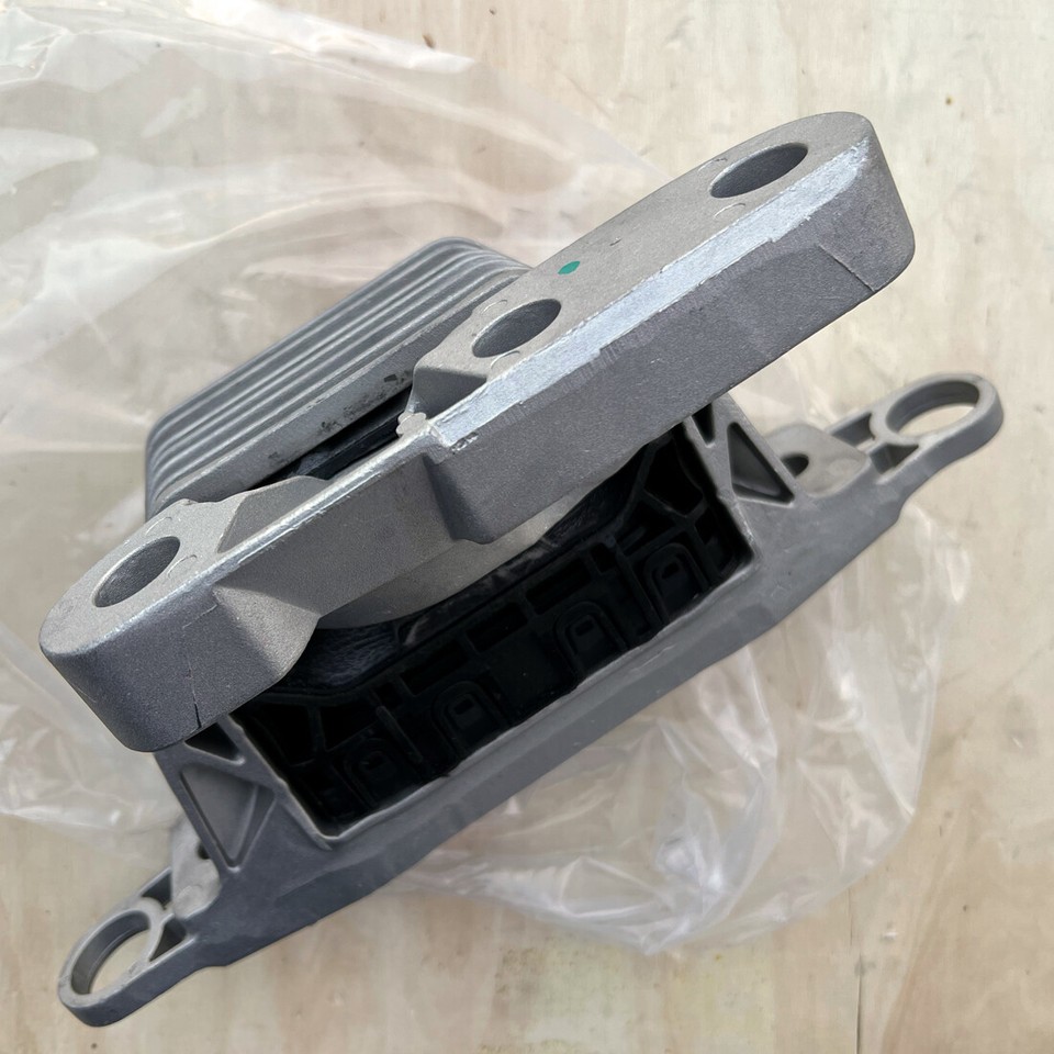 84034315 Right Engine Mount 1PC For Chevrolet Malibu 19-16 L4-1.8L ...