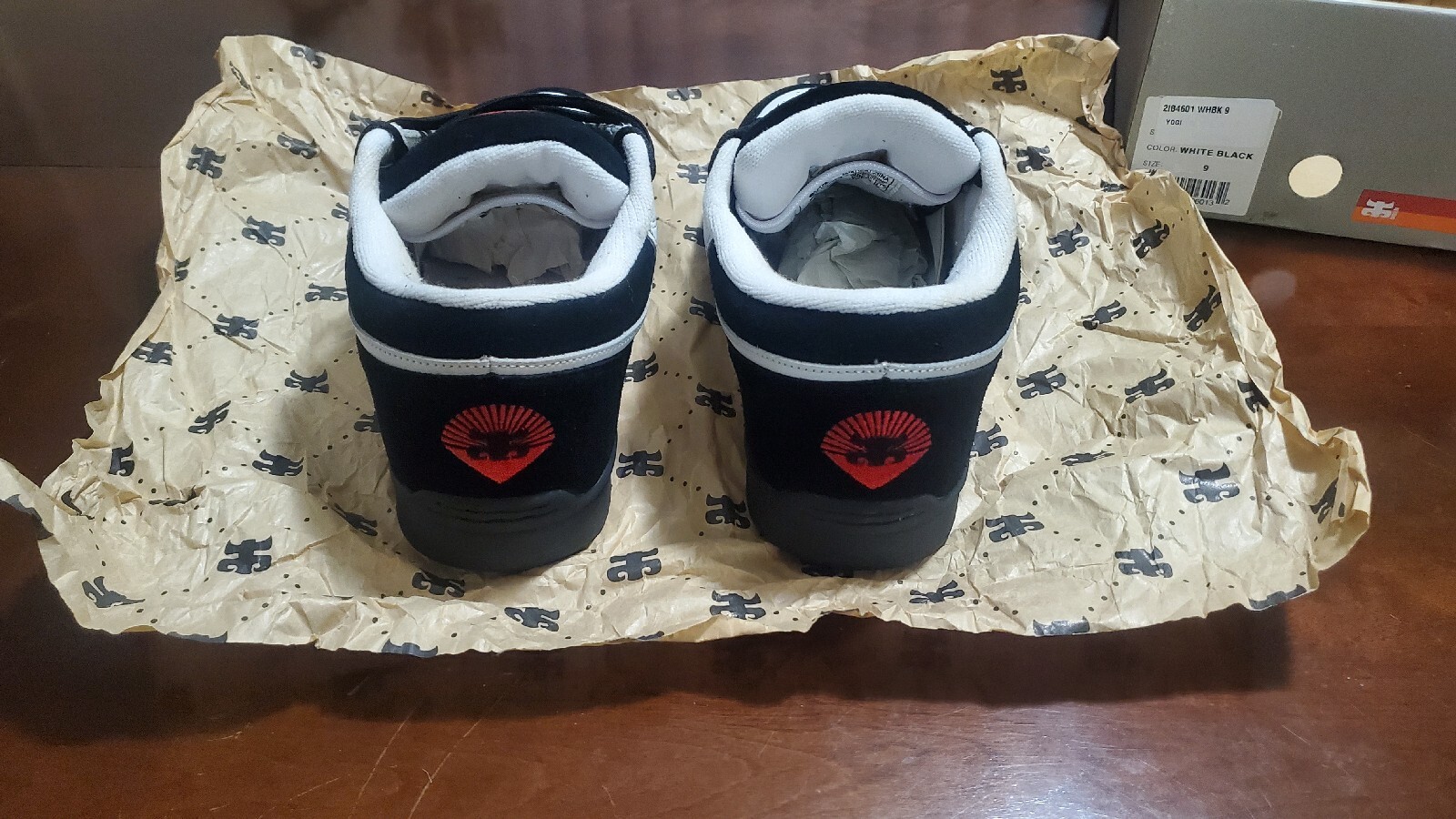 Ipath vintage skate sneakers Yogi Low Black White and Red Size 9 | eBay