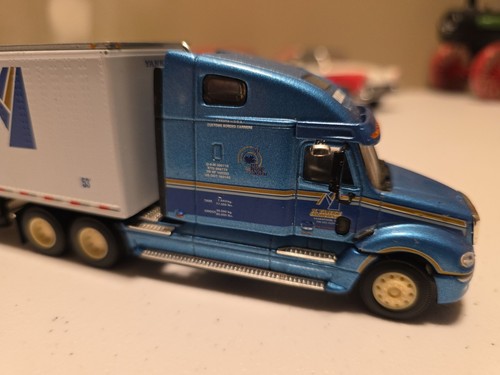 dcp 1/64 freightliner Columbia | eBay