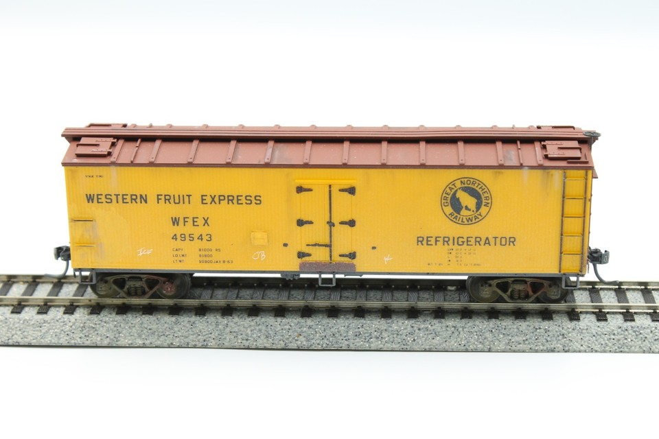 HO Accurail 40' Wood Reefer Western Fruit Express WFEX 49543 Weathered ...