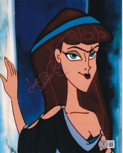 SANDRA BERNHARD signed (HERCULES) Cassandra 8X10 photo BECKETT BAS ...