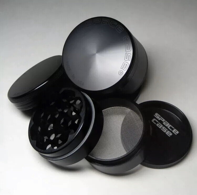 SPACE CASE Grinder Magnetic Herb - Medium 2.5 inch (BLACK) 4 Pcs - US ...