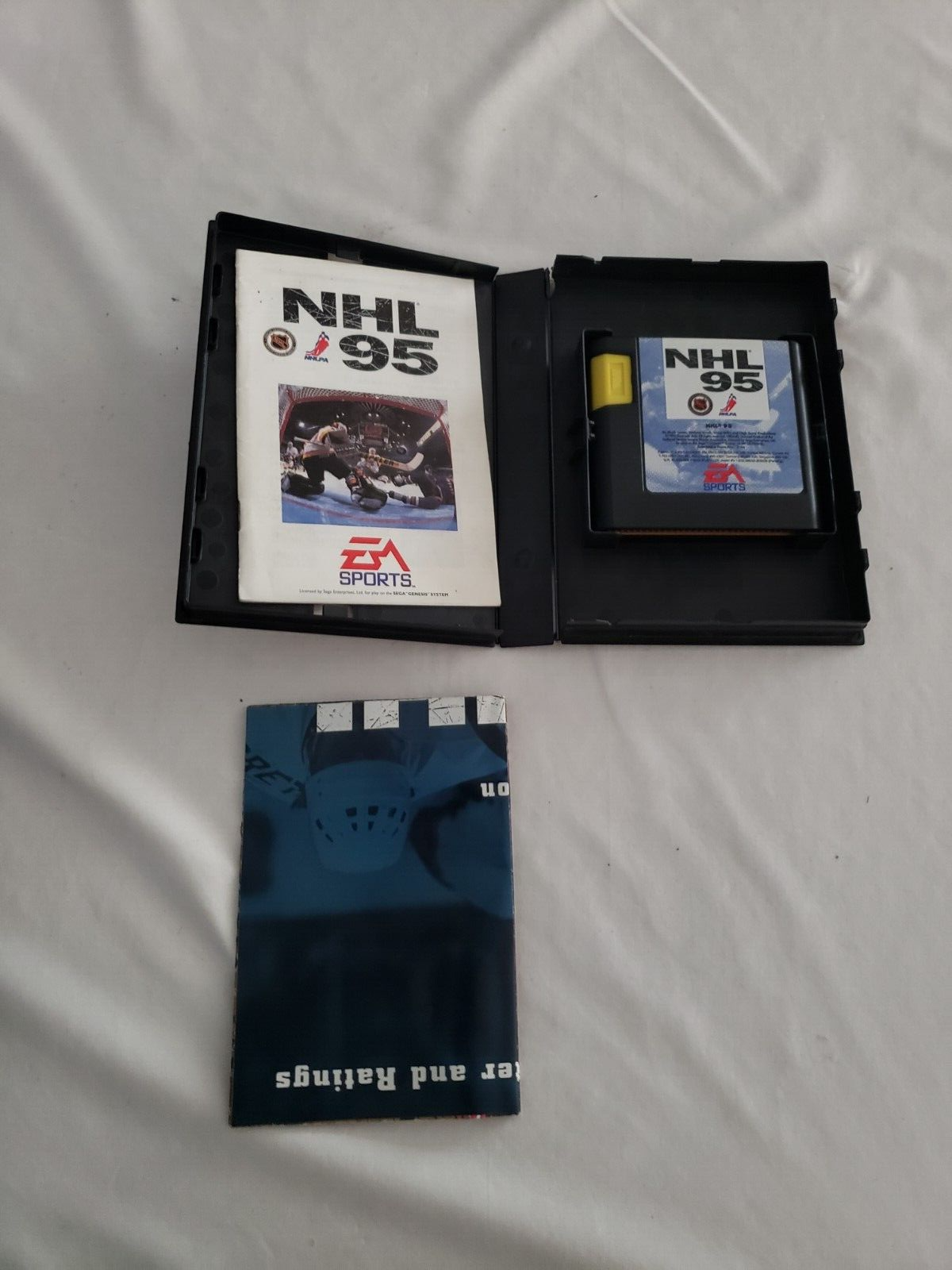 SEGA GENESIS NHL 95 VIDEO GAME EA SPORTS SEGA HOCKEY GAME complete | eBay