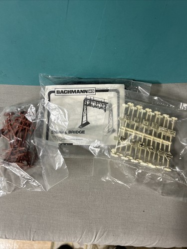 Bachmann HO Scale RR Signs, Telephone Poles & Signal Bridge - 3 New ...
