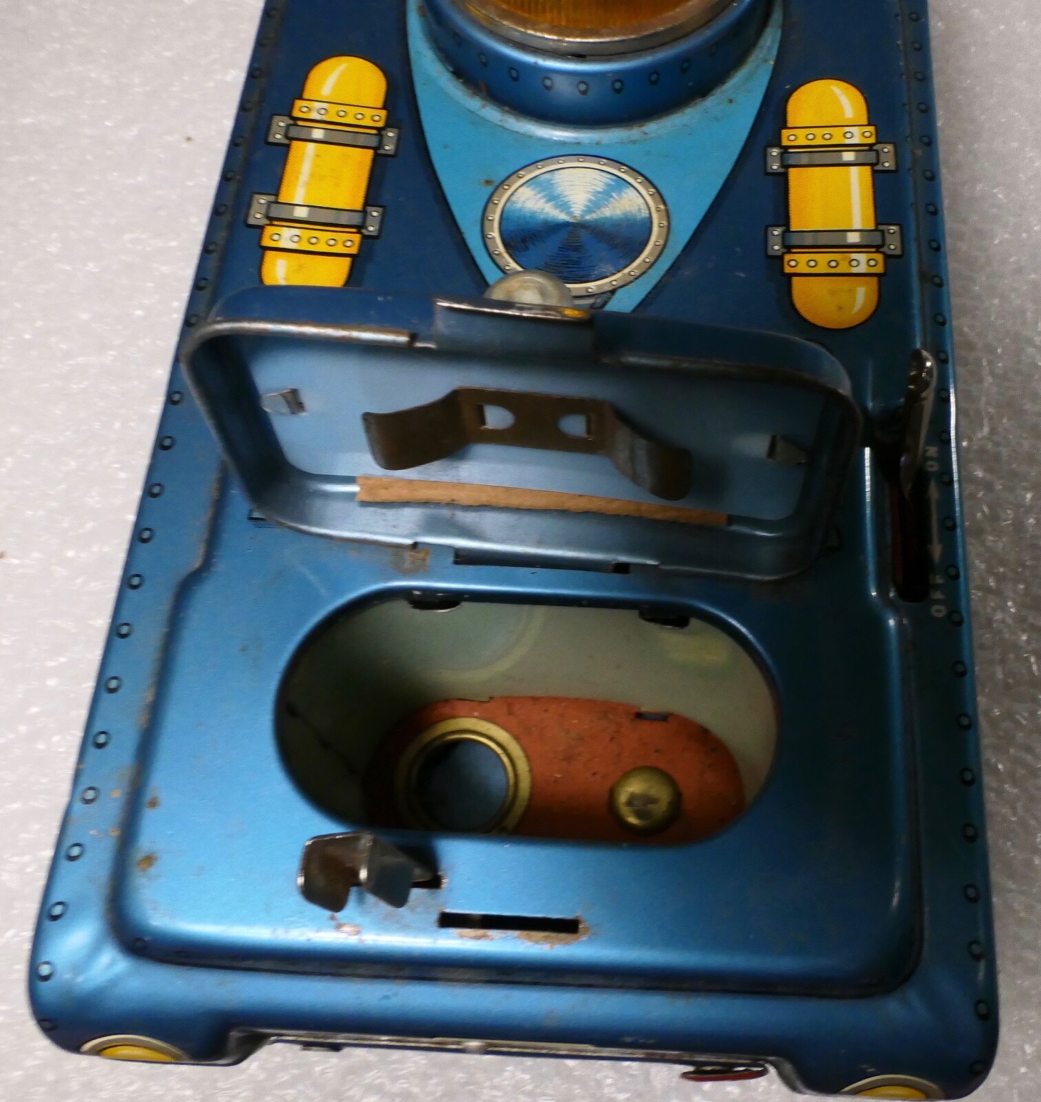 TN JAPAN MODERN TOYS BATTERY OPERATED TIN MECHANICAL SPACE RADAR TANK ...