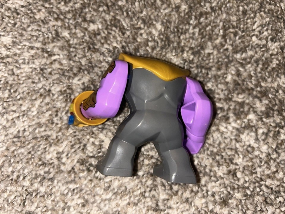 LEGO Thanos Minifigure with Infinity Gauntlet Marvel Infinity War ...