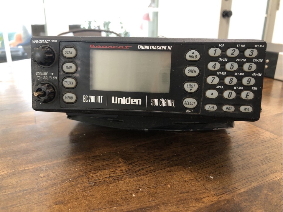 Uniden BC780XLT Radio Channel Scanner with Trunktracker III Tested ...