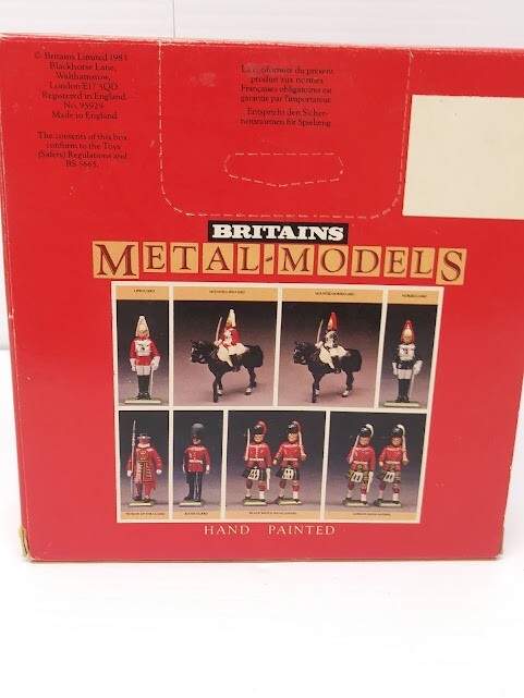 BRITAINS Hand Painted METAL MODELS 1983 LIFEGUARD STANDARD BEARER #7246 ...