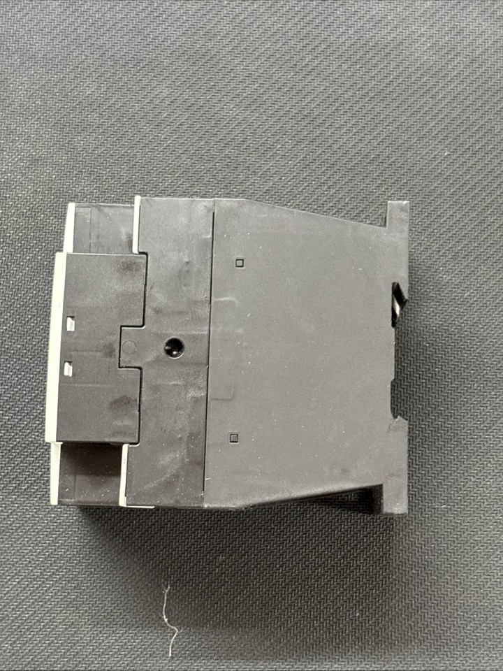 PREOWNED, Great Condition- Eaton DIL M32-10 XTCE032C10 250VDC 40A Aux ...