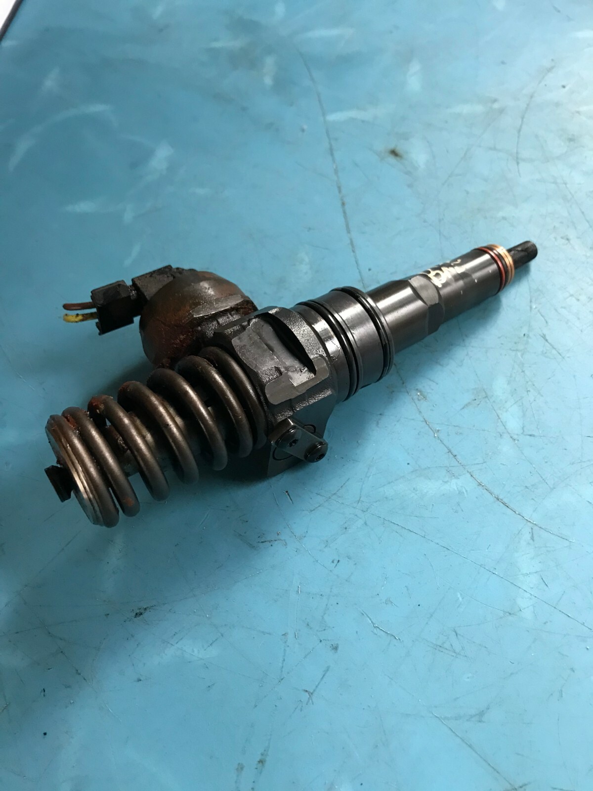 038130073BA 1.9 TDI Pd130 Injector PASSAT VW AUDI Seat SKODA 2005 Bosch ...