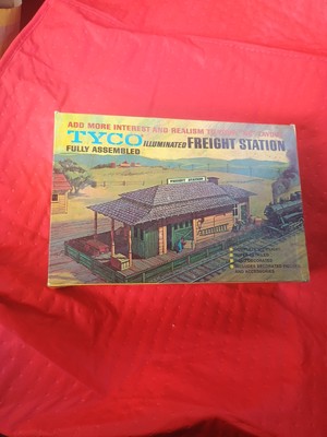 TYCO HO Scale Lighted Freight Station Model Train Building #906 New in ...