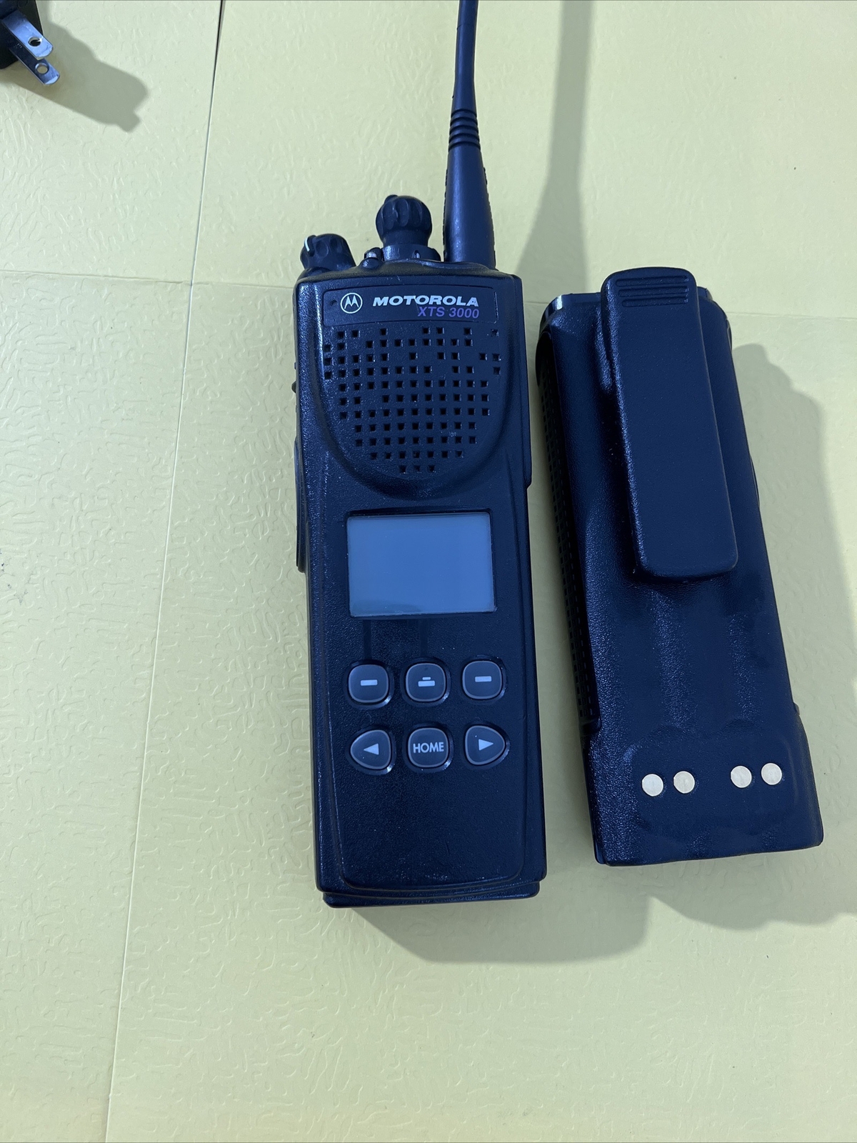 Motorola XTS 3000 16CH H09UCF9PW7BN 800MHz Two Way Radio | eBay
