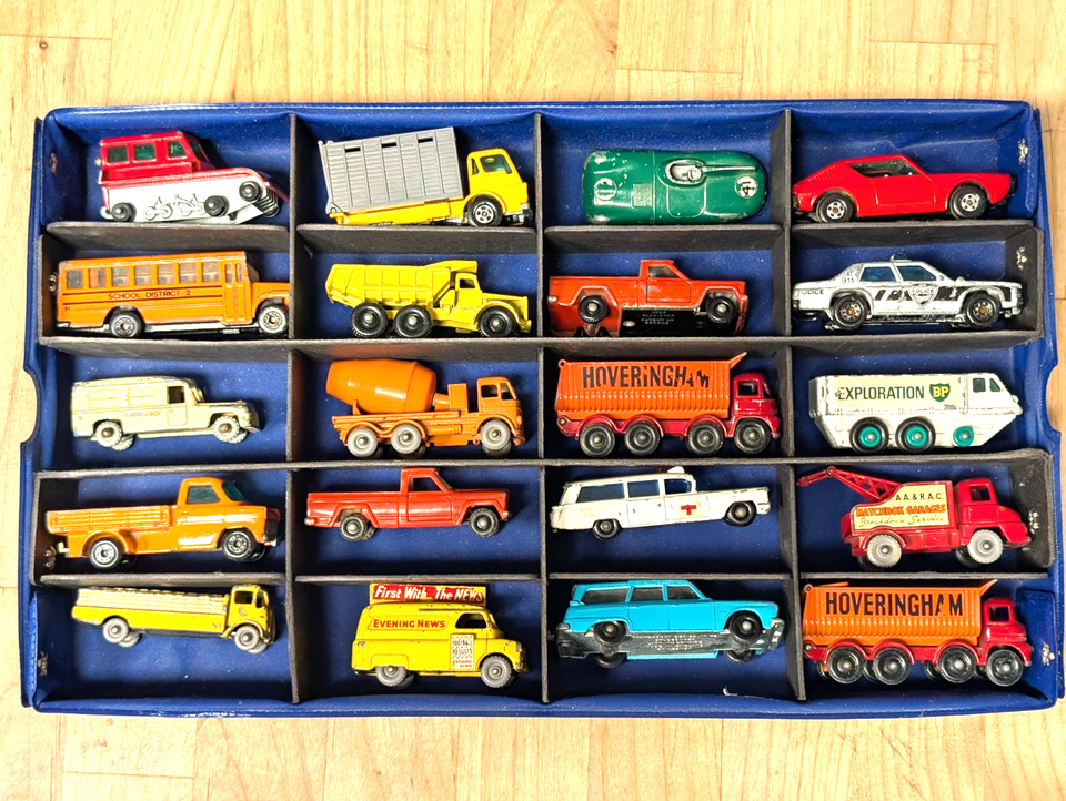 Vintage 1965 Lesney Matchbox Diecast Cars Trucks With Case, 20 vehicles ...