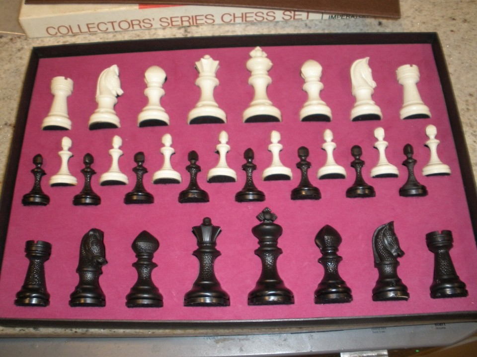 CLASSIC GAMES COLLECTOR'S SERIES CHESS SET EDITION III IMPERATOR ...