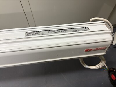 Motorized classic line projector screen by Screen Research 16:9 ratio ...